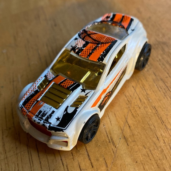 Mattel | Toys | 25 Mattel Torque Twister Hot Wheels Diecast Car Toy ...